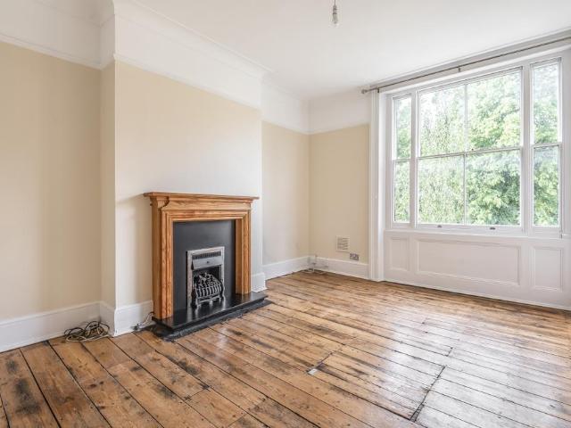 Granville Park, Lewisham, London, SE13 2 bed flat to rent £2,000 pcm £462 pw