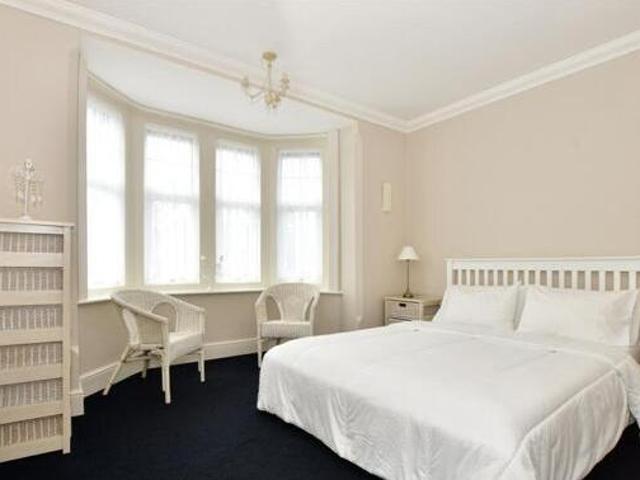 Granville Road, Totland Bay, 8 Bedroom Detached