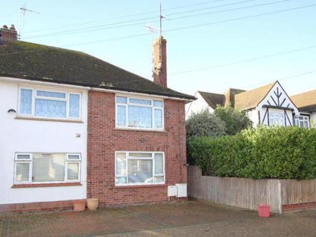 Granville Road, Clacton On Sea, 2 Bedroom Flat