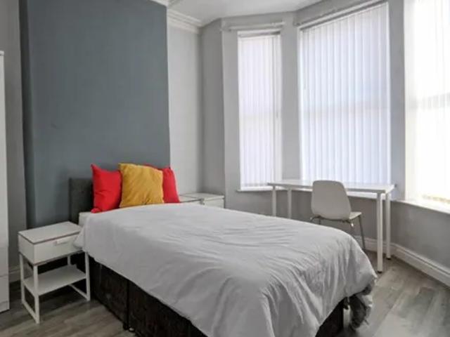 Granville Road, Liverpool, L15 2HP, United Kingdom | Room for rent #134395896 | Rentberry