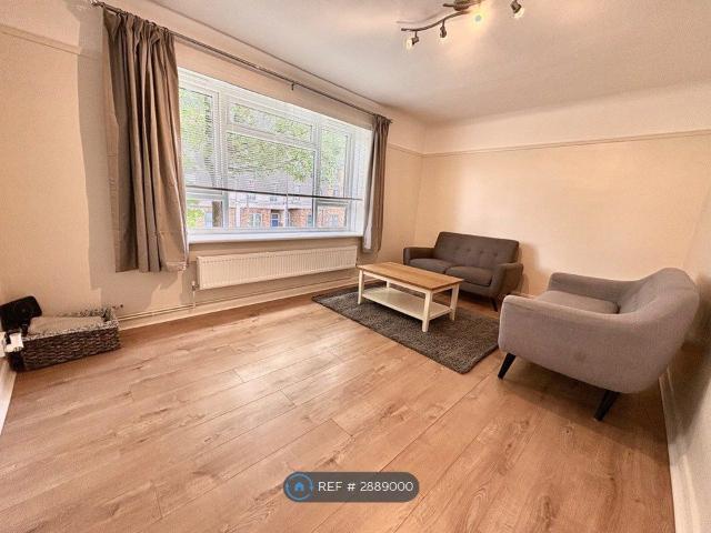 Granville Road, London SW18, 2 bed flat to rent, £2,100 pcm | PrimeLocation