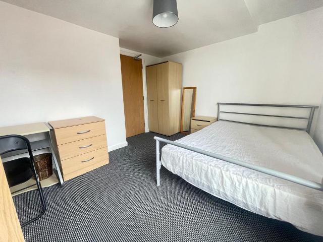Granville Road, Manchester M14 7 bed townhouse to rent £3,488 pcm £805 pw