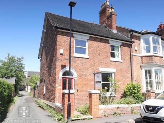Granville Terrace, Stone, 3 Bedroom Terraced