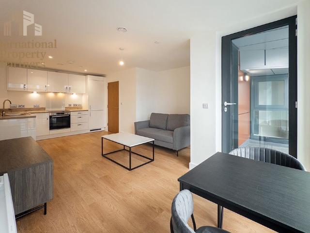 Grapnel Apartments, Furness Quay, Salford M50, 1 bed flat to rent, £1,200 pcm | PrimeLocation