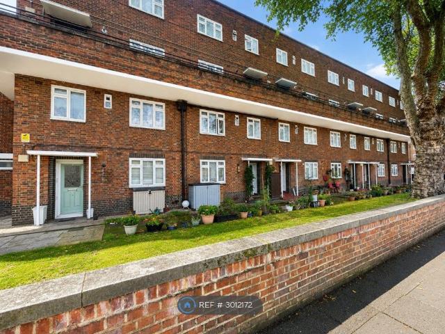 Grasmere Court, London SW13, 3 bed maisonette to rent, £2,500 pcm | PrimeLocation