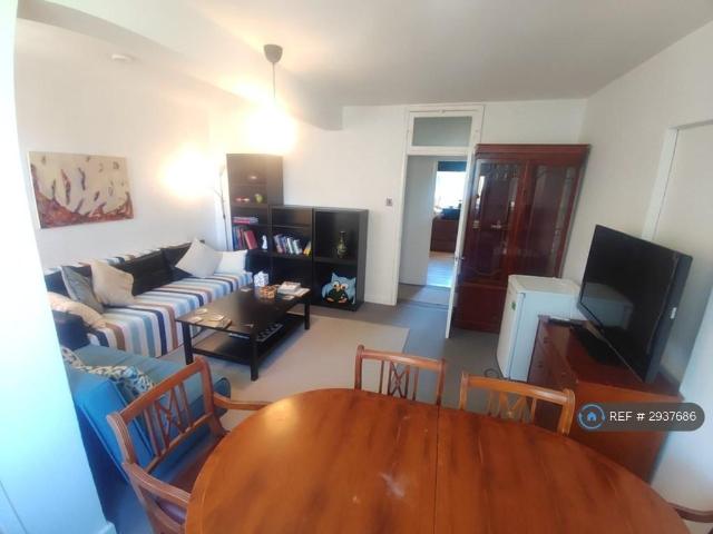 Grasmere, London, NW1 2 bed flat to rent £2,800 pcm £646 pw