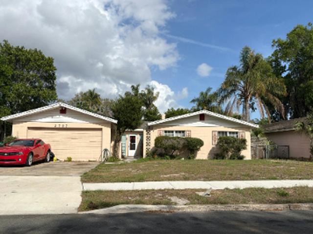 Grassmere Ln