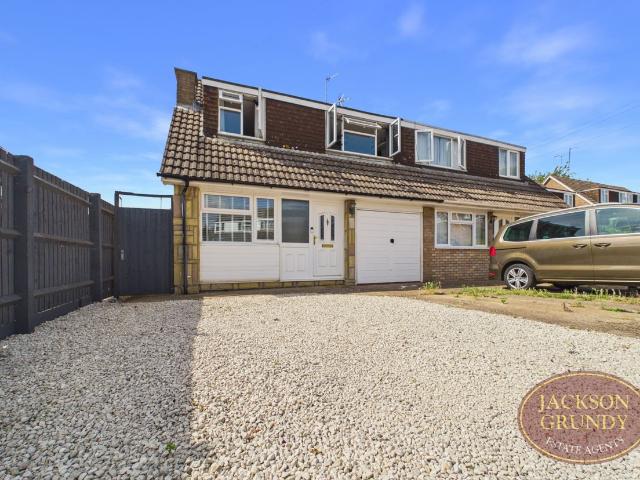 Grasscroft, Kingsthorpe NN2, 3 bed semi detached house to rent, £1,250 pcm | PrimeLocation