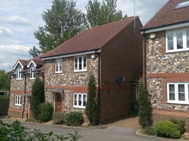 Grassingham End, Chalfont St. Peter SL9, 4 bed detached house to rent, £2,500 pcm | PrimeLocation