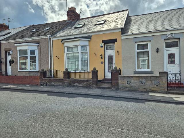 Greta Terrace, Sunderland SR4, 3 bed terraced house to rent, £750 pcm | PrimeLocation