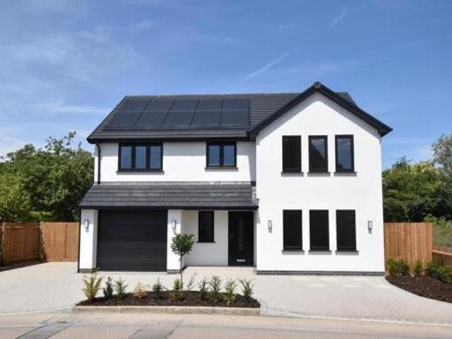 Gretton Close, Claypole, 4 Bedroom House