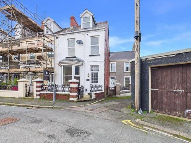 Greville Road, Milford Haven, 3 Bedroom End