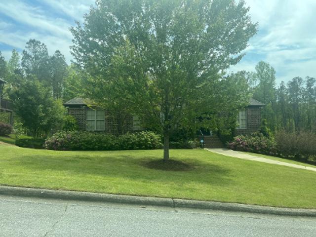 Grey Oaks Dr