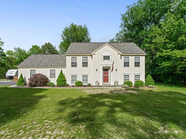 Grey Fox Dr, Moreau, Home For Sale