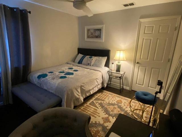 Grey room