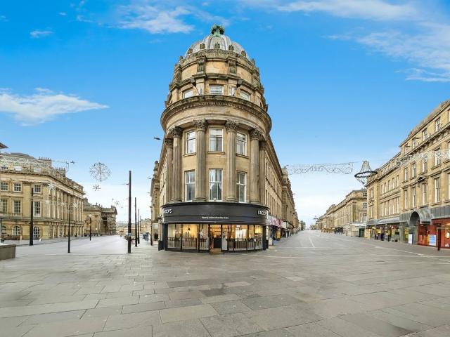 Grey Street, Newcastle Upon Tyne NE1, 3 bed flat to rent, £2,350 pcm | PrimeLocation