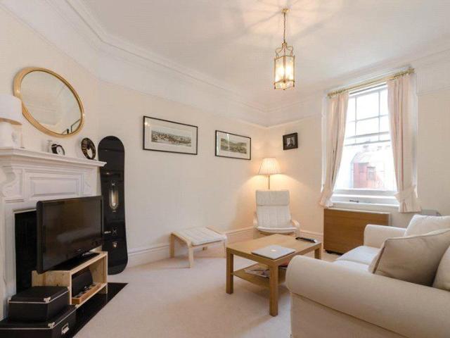 Greycoat Gardens, Pimlico & Westminster, SW1P, London