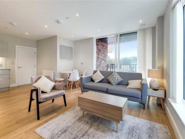 Greyhound Parade, Wandsworth Common SW17, 1 bed flat to rent, £2,300 pcm | PrimeLocation