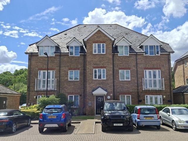 Greyhen House, Gilbert White Close, Perivale, Greenford UB6, 1 bed flat to rent, £1,650 pcm | PrimeLocation
