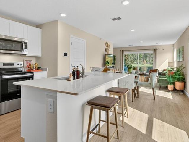 GREYSON II Plan Trout River Community