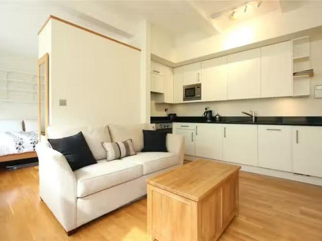 Greystoke Place, London, EC4A 1GP