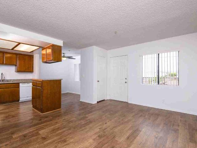 Greystone 1 Bedroom Apartment for Rent at 13700 Lemoli Ave, Hawthorne, CA 90250 East Hawthorne