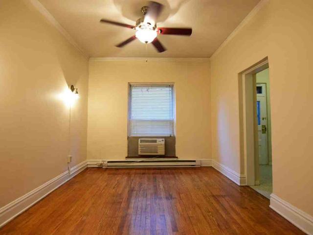 Greystone Court Apartments Studio Apartment for Rent at 815 N High St, Columbus, OH 43215 Short North