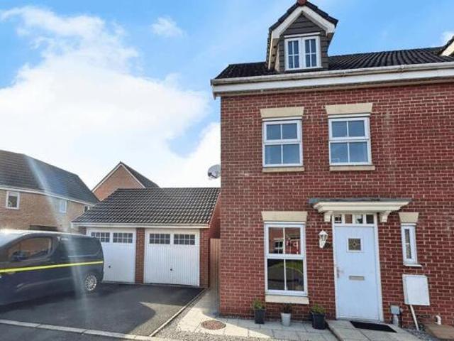 Greystone Close, Bolton, 3 Bedroom Town