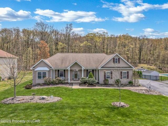Greystone Dr, Mountain Top, Home For Sale