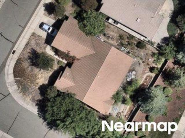 Greystone Ln