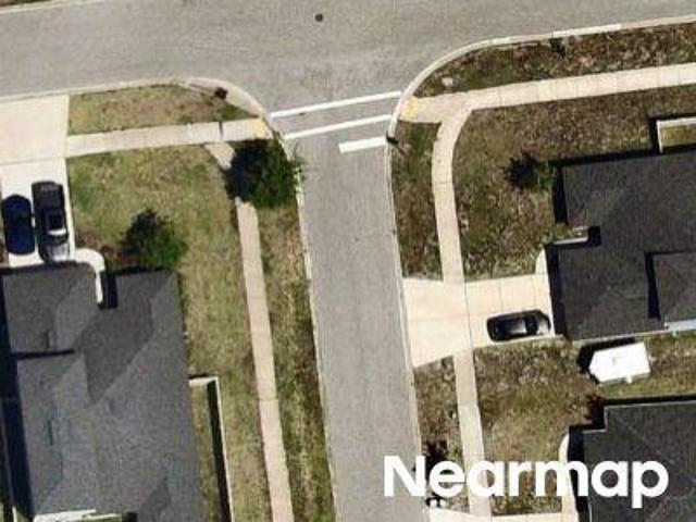 Greywood Ln 2b