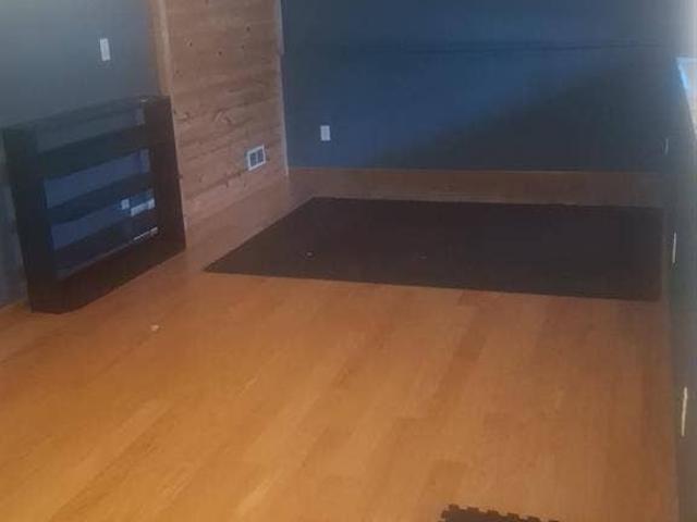 Great 1 bed 1 bath
