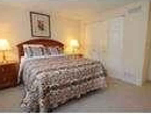 Great 2 bedroom,fitness center,clubhouse,Close Routes 3, 93, and 495