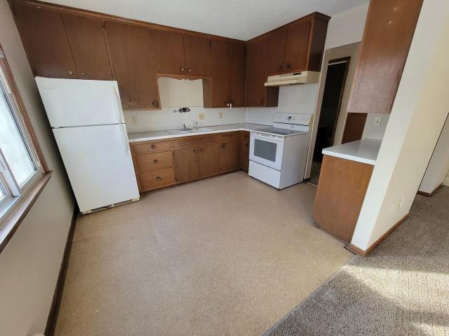 Great 2 Bedroom Near Downtown Shakopee With Parking! 2 Bedroom Apartment for Rent at 321 Harrison St S, Shakopee, MN 55379