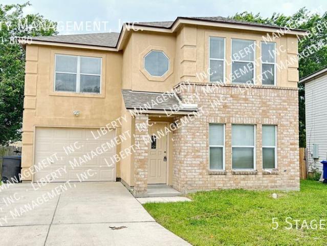 Great 3 bedroom, 2 bath home near 410 and Bandera!