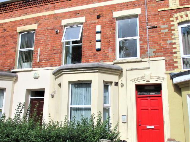 Great 3 Bedroom Apartment, 76a Rugby Avenue, QUEENS UNIVERSITY QUARTER