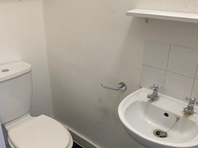 Great Value Studio Inclusive Of Most Bills