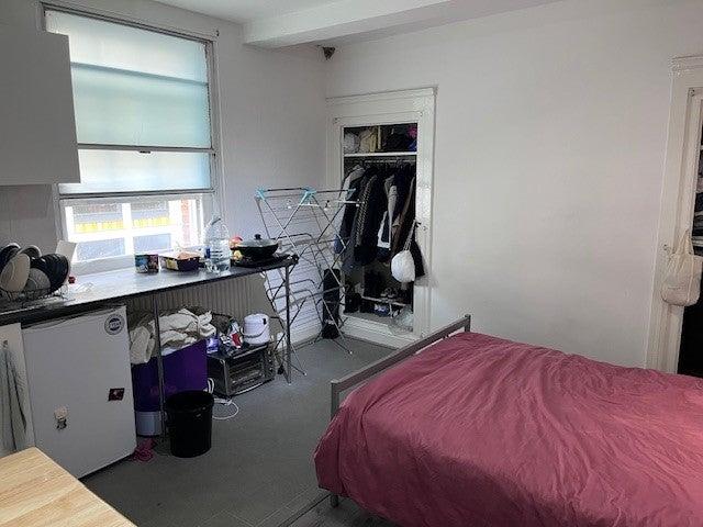 Great Value Studio Inclusive Of Bills