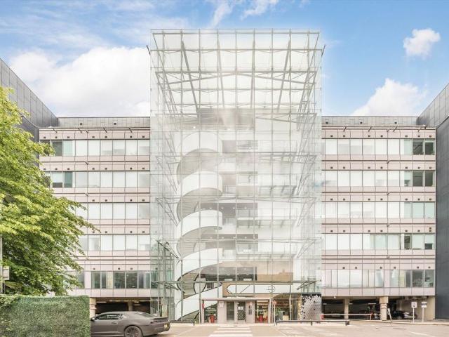 Great West Road, Brentford TW8 1 bed flat to rent £1,651 pcm £381 pw
