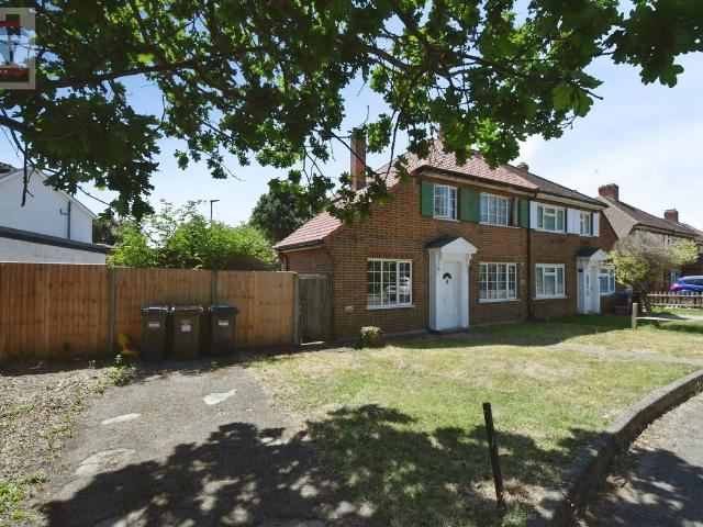 Great West Road, Hounslow TW5, 3 bed semi detached house to rent, £2,350 pcm | PrimeLocation