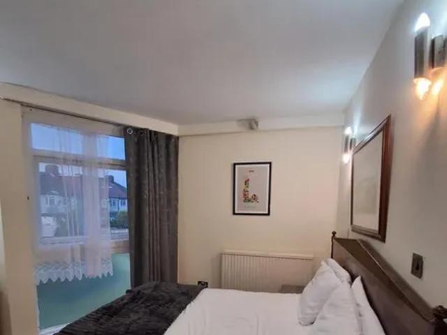 Great West Road, London, TW7 5NA, United Kingdom | 1 bed apartment for rent #166659737 | Rentberry