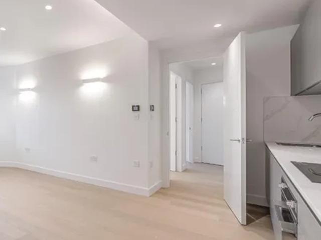 Great West Road, London, TW8 9GP, United Kingdom | 2 bed apartment for rent #140658983 | Rentberry
