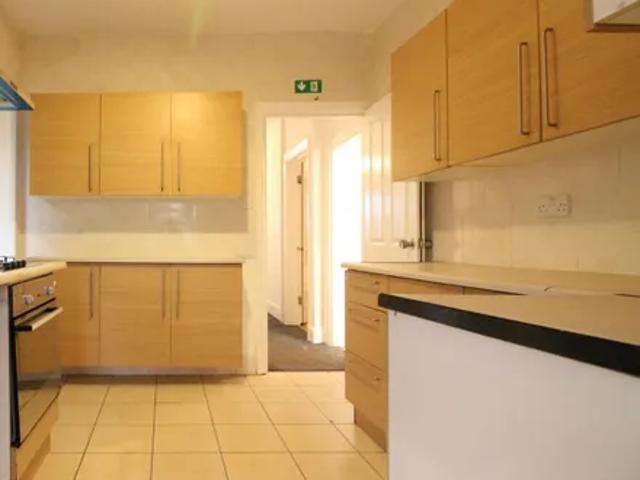 Great West Road, London, TW8 9PQ, United Kingdom | 7 bed house for rent #166974140 | Rentberry