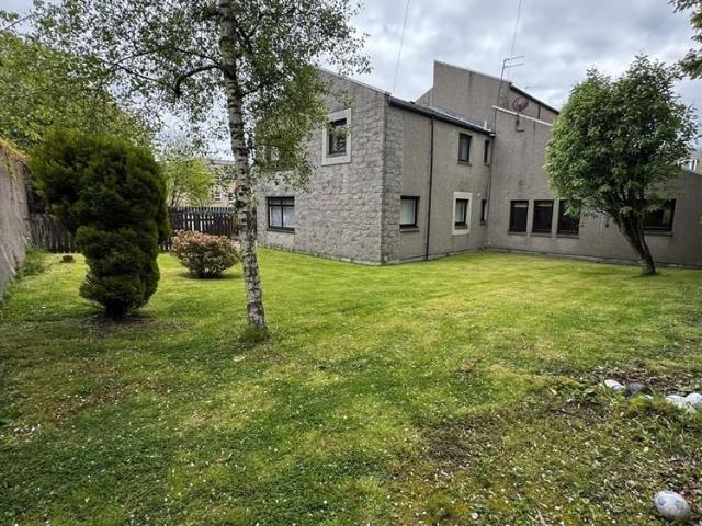 Great Western Road, First Floor AB10, 3 bed flat to rent, £995 pcm | PrimeLocation