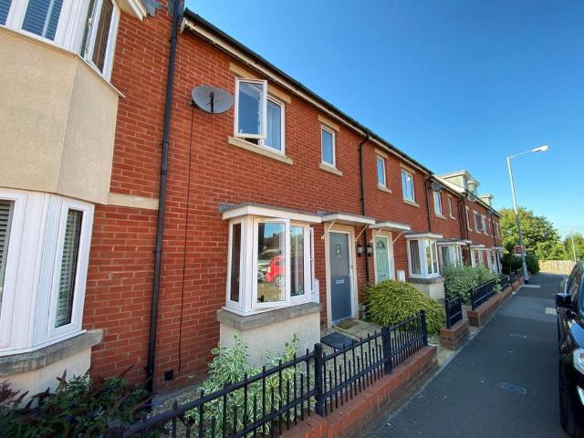 Great Western Street, Frome, Somerset 3 bed house to rent £1,550 pcm £358 pw