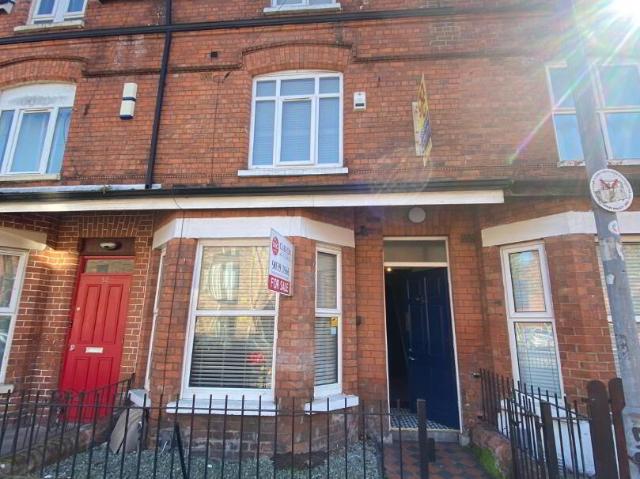 Great Accommodation, 54 Fitzroy Avenue, QUEENS UNIVERSITY QUARTER