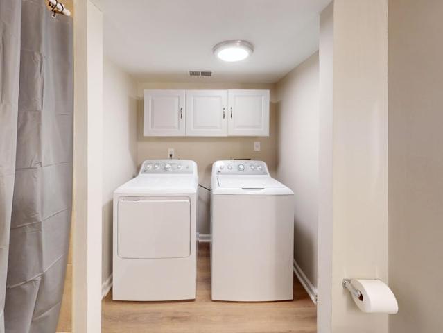 Great Alpharetta location close to everything!