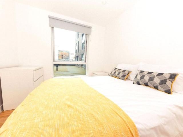 Great Ancoats Street, Eastbank Tower M4, 2 bed flat to rent, £1,325 pcm | PrimeLocation