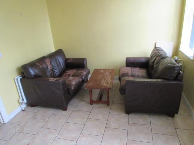 Great Apartment, 68B University Avenue, Queens University Quarter, Belfast, BT7 1GY