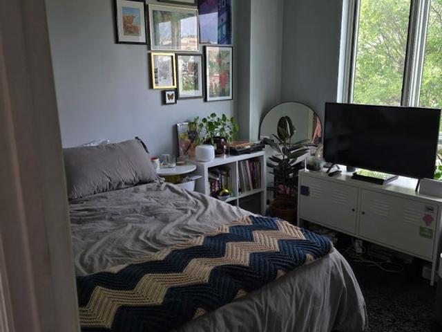 Great Bedroom Available 3BR 1BA in Crown Heights